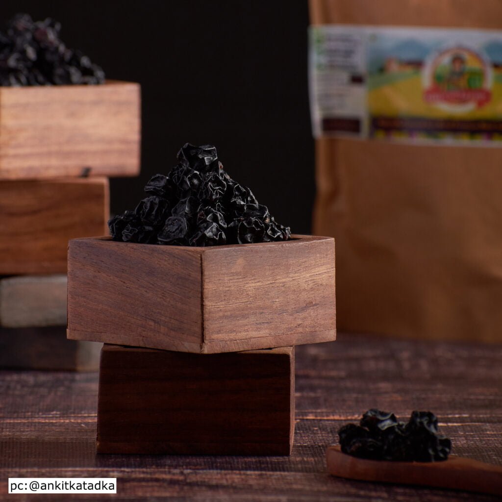 Black Seeded Crunchy Wine Raisins – Umrani Farms